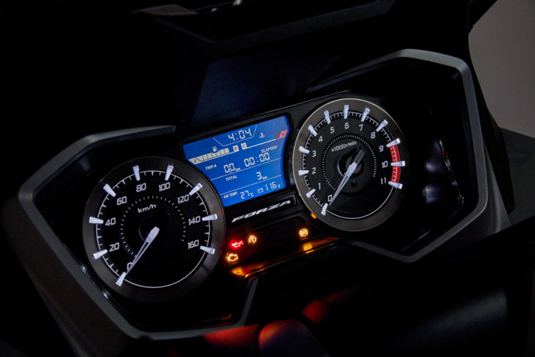 HONDA NSS350 FORZA ABS+TCS+SMART KOVČEK 2023 - Axle